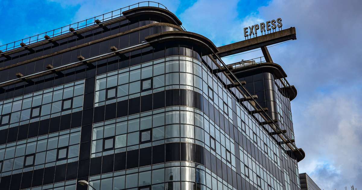 Daily Express Building in Manchester by Evan Owen Williams