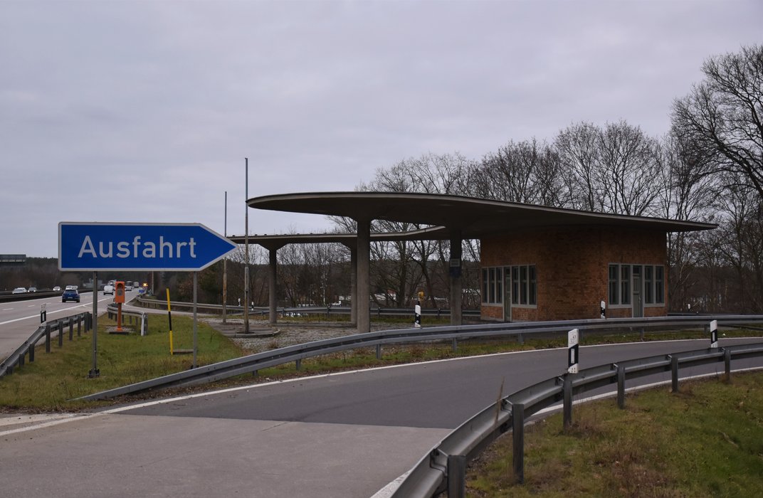 Petrol station Tankstelle Autobahn Fürstenwalde by Tamms