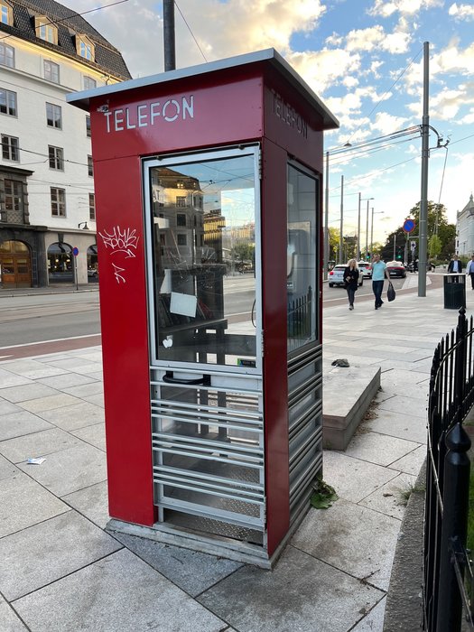 Telephone booth box Telefonkiosk Riks by Georg Fasting