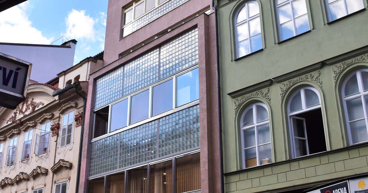 Glass House in Prague (Praha) by František Zelenka