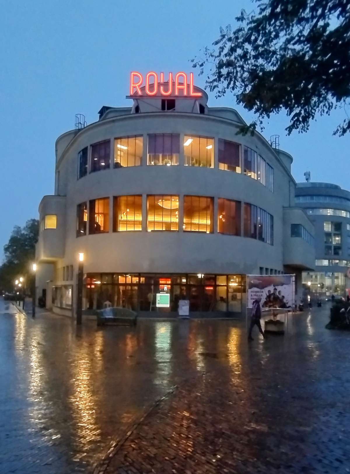 Royal Theater in Heerlen by Frits Peutz and Bongaerts