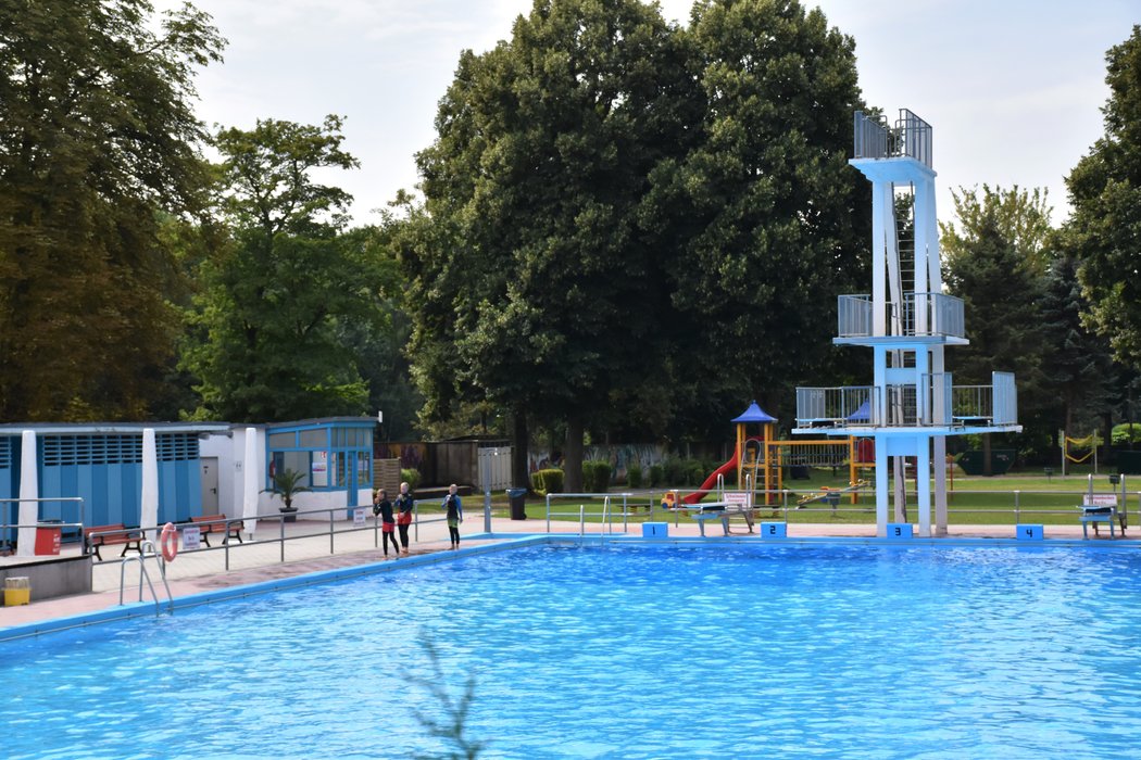 swimming pool lido Freibad Südbad in Altenburg