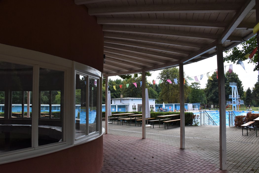 swimming pool lido Freibad Südbad in Altenburg