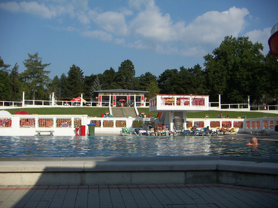 Lido Kongreßbad in Vienna (Wien), Austria