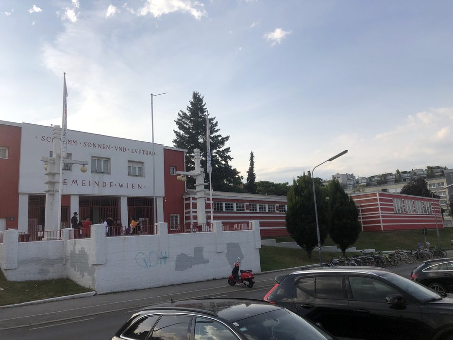Lido Kongreßbad in Vienna (Wien), Austria