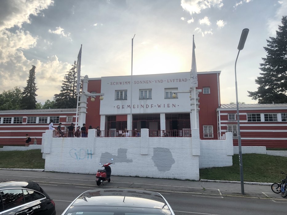 Lido Kongreßbad in Vienna (Wien), Austria
